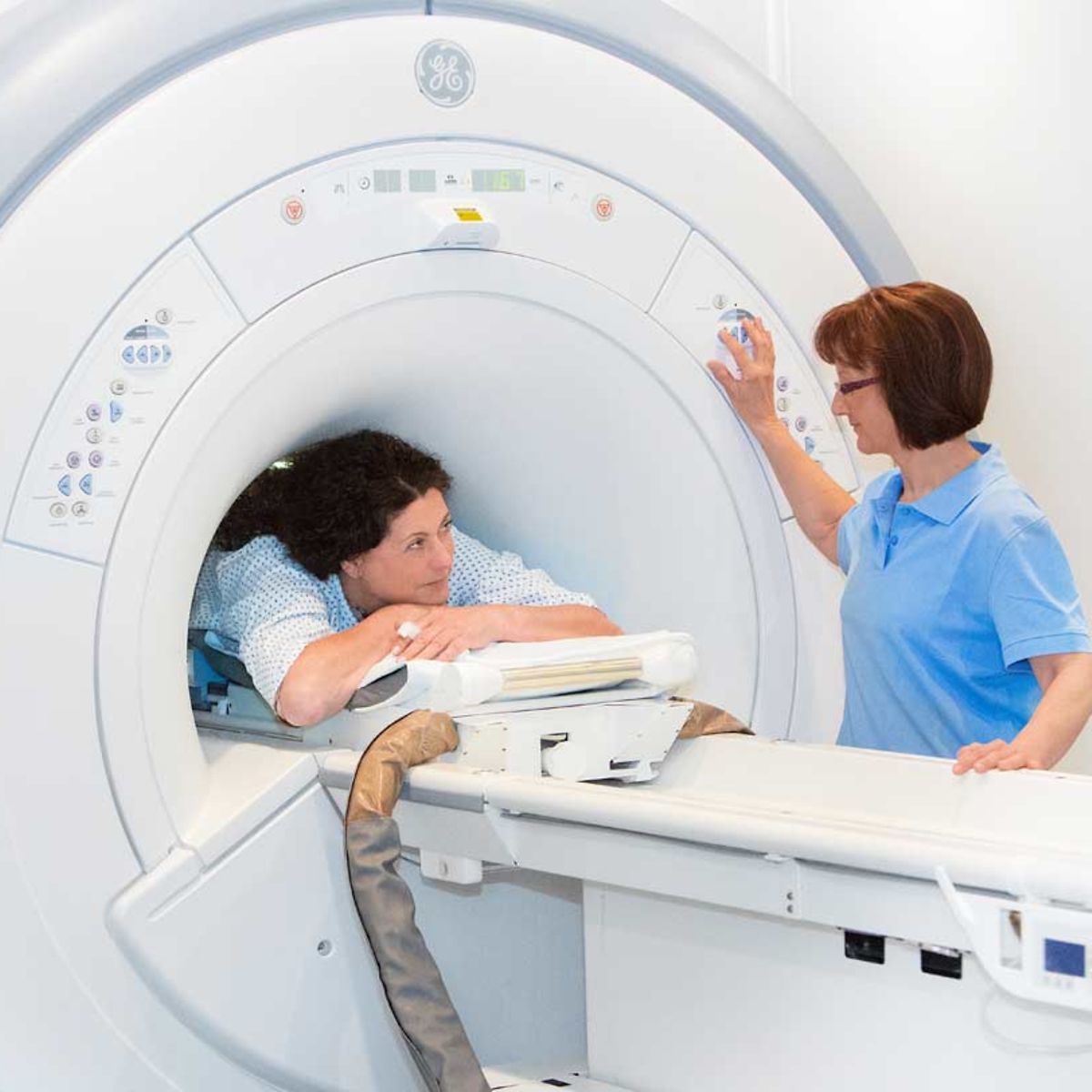 Myome schonend entfernen mit MRgFUS - Die Techniker