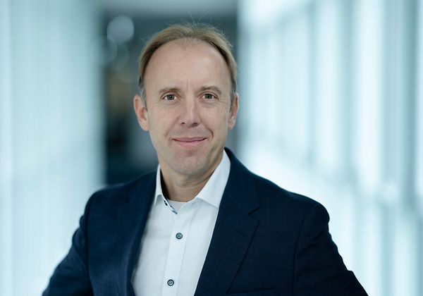 Daniel Cardinal im Interview | Die Techniker - Presse & Politik