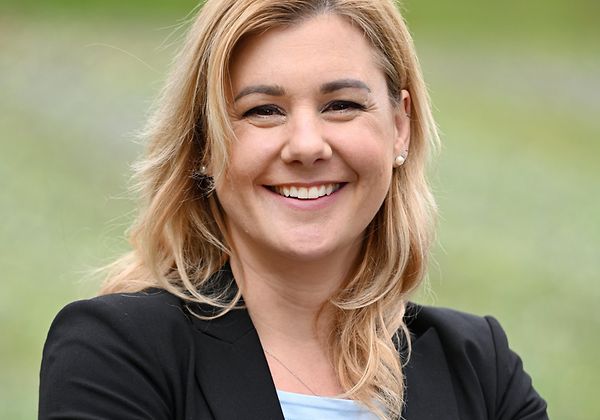 "Erzähl doch mal..." Sabrina Jacob | Die Techniker - Presse & Politik