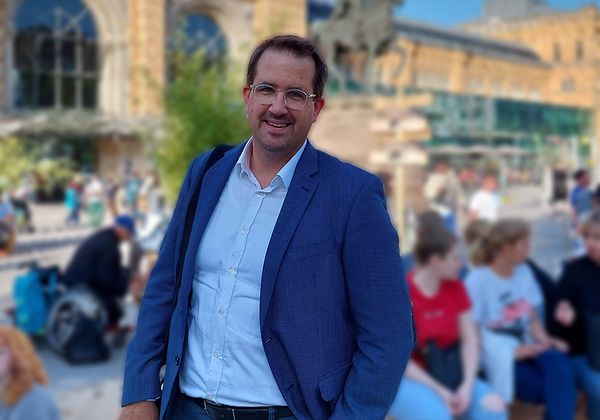 "Erzähl doch mal..." Raphael Koßmann | Die Techniker - Presse & Politik